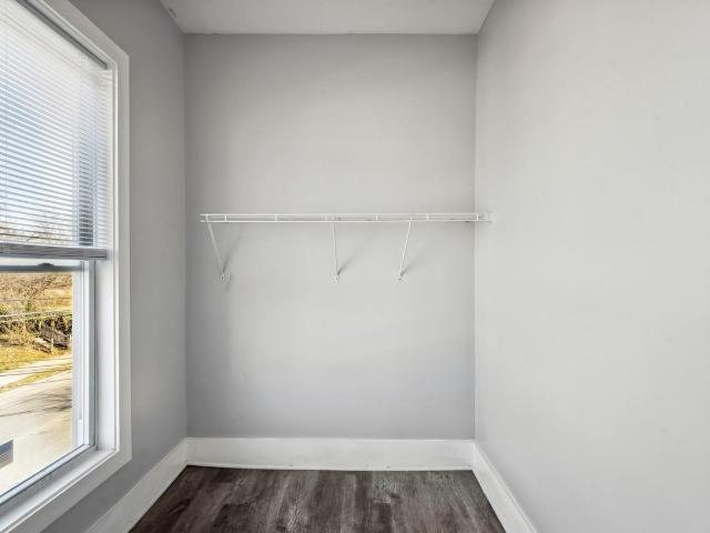 Jefferson Properties 3 Bedroom Apartment for Rent at 1244 S 4th St, Louisville, KY 40203 Old Louisville