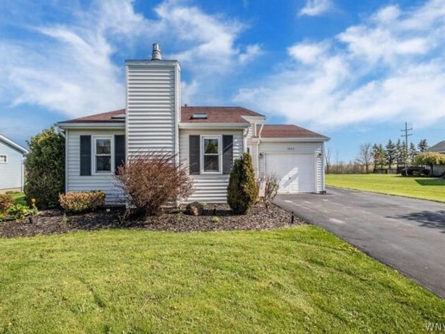 Jeffrey Dr, Lockport, Home For Sale