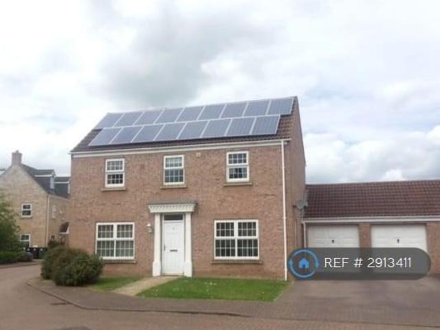 Jeffrey Drive, Sapley, Huntingdon, PE28 4 bed detached house to rent £1,950 pcm £450 pw