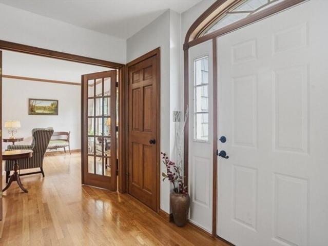 Jeffrey Ln, Freetown, Home For Sale