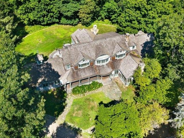 Jeffrey Rd, Wayland, Home For Sale