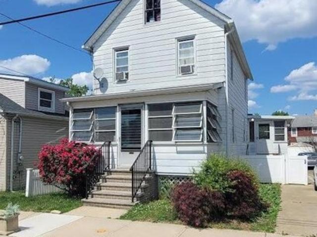 Jeffrie Ave, South River, Home For Sale