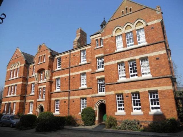Jellalabad Court, The Mount, Taunton, Somerset TA1, 1 bed flat to rent, £900 pcm | PrimeLocation