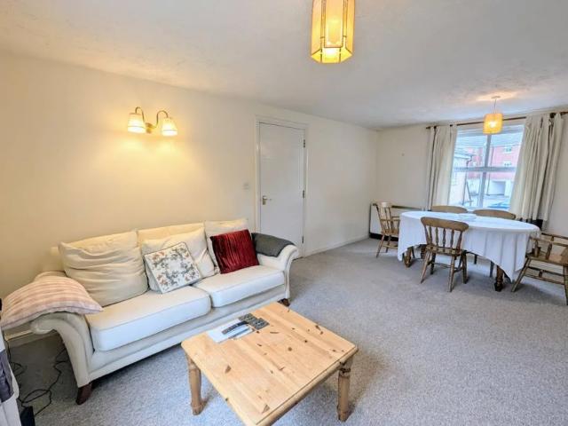 Jellicoe Avenue, Stapleton, BRISTOL