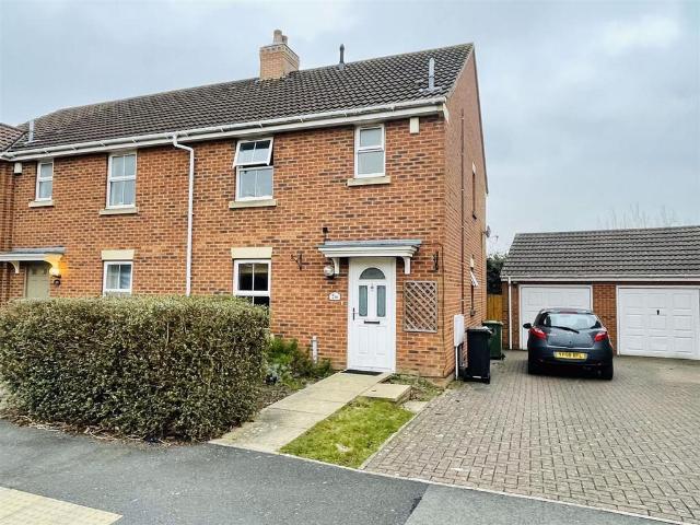 Jellicoe Avenue, Stapleton, BS16 4 bed house to rent £2,400 pcm £554 pw