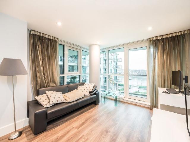 Jellicoe House, London SW8, 1 bed flat to rent, £2,648 pcm | PrimeLocation