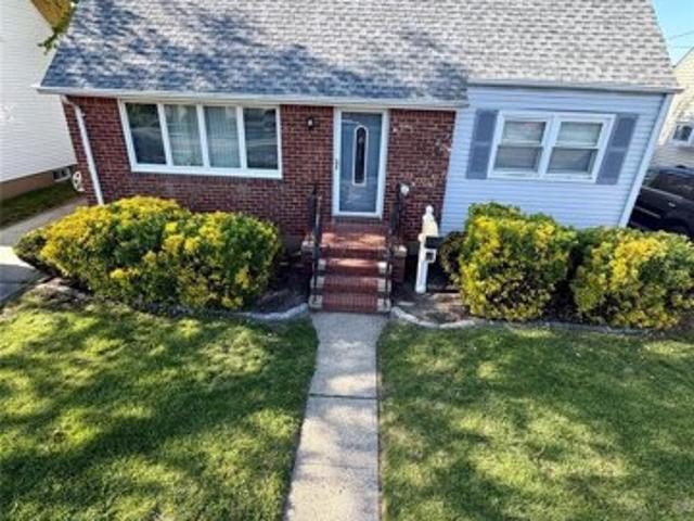 Jerusalem Ave, Merrick, Home For Sale