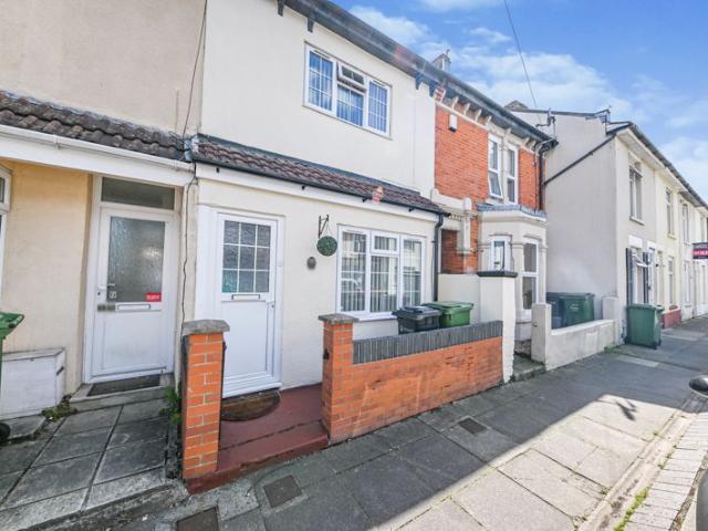 Jervis Road, Portsmouth PO2, 3 bed terraced house to rent, £1,400 pcm | PrimeLocation