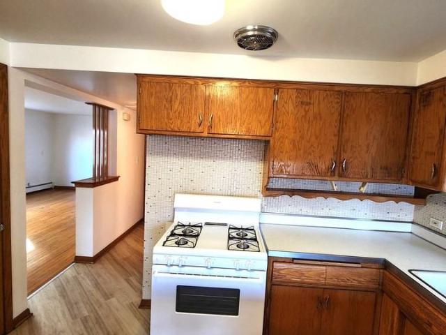 JER & Associates 2320 1 Bedroom Apartment for Rent at 2320 W Roosevelt Rd, Broadview, IL 60155