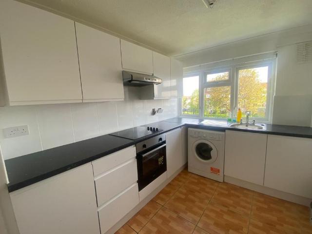 Jeremys Green, Edmonton N18, 3 bed flat to rent, £2,200 pcm | PrimeLocation