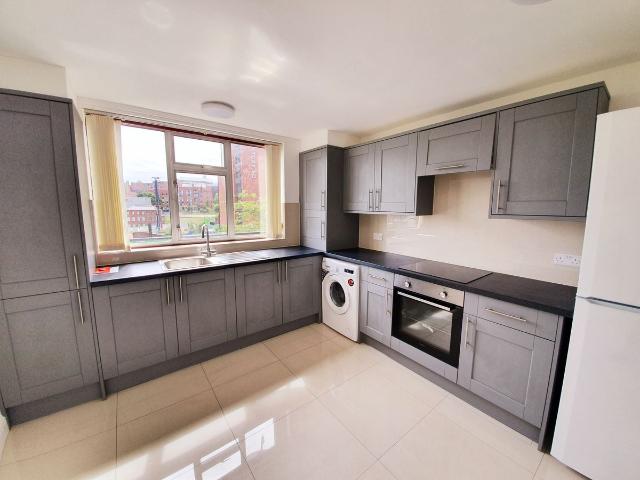 Jericho Street, Sheffield S3, 2 bed property to rent, £875 pcm | PrimeLocation