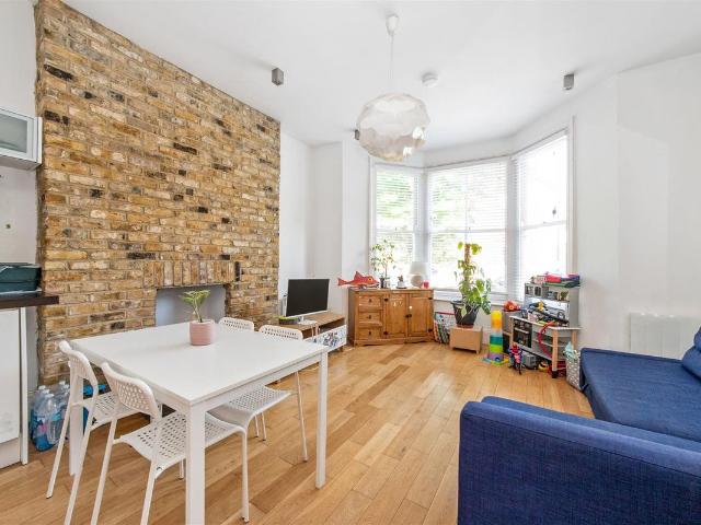 Jerningham Road, London SE14, 2 bed flat to rent, £2,200 pcm | PrimeLocation