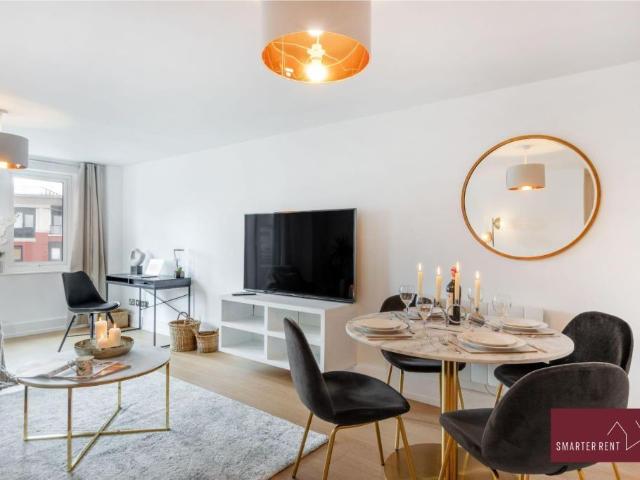 Jerome Place, Kingston Upon Thames KT1, 2 bed flat to rent, £2,750 pcm | PrimeLocation