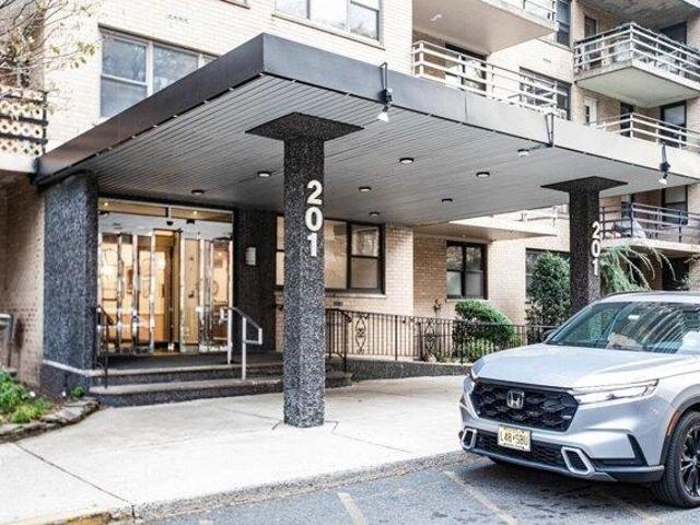 Jersey City NJ 07306 102212485
