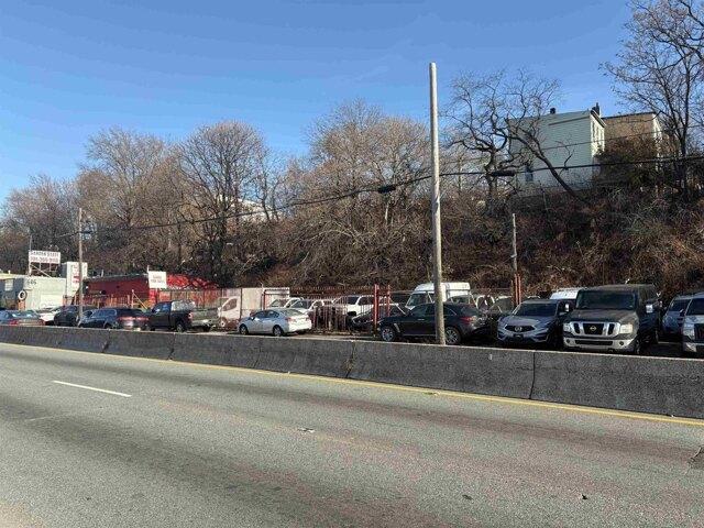 Jersey City NJ 07306 LS101802046