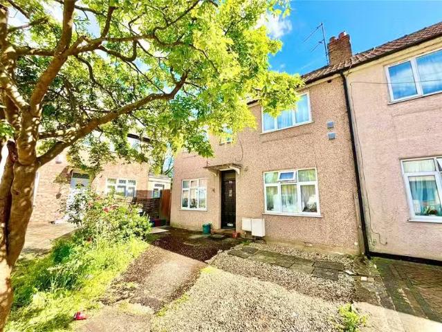 Jersey Road, Hounslow, TW3 4BQ