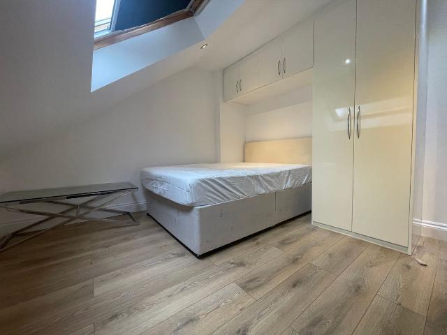Jersey Road, Isleworth TW7, Room to rent, £725 pcm | PrimeLocation