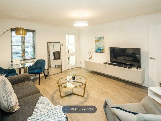 Jersey Road, London E16, 2 bed terraced house to rent, £2,100 pcm | PrimeLocation