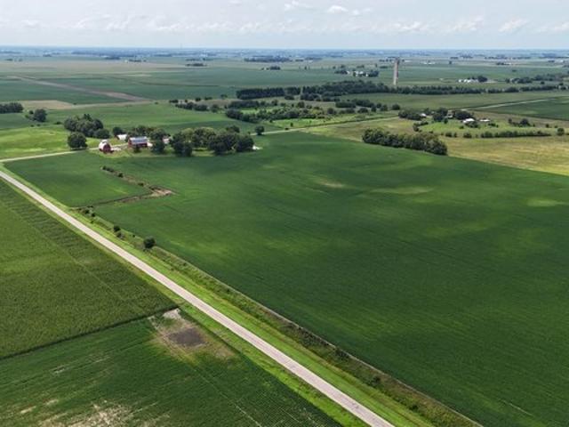 Jersey Rd, Tampico, IL 61283