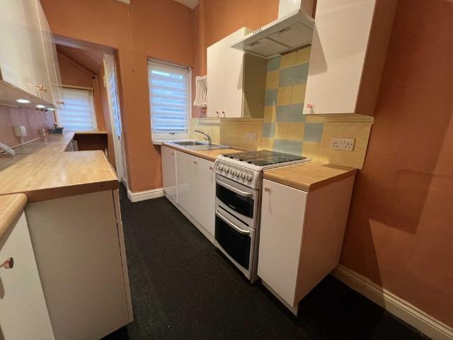 Jesmond Avenue, Blackpool, FY4 1EJ