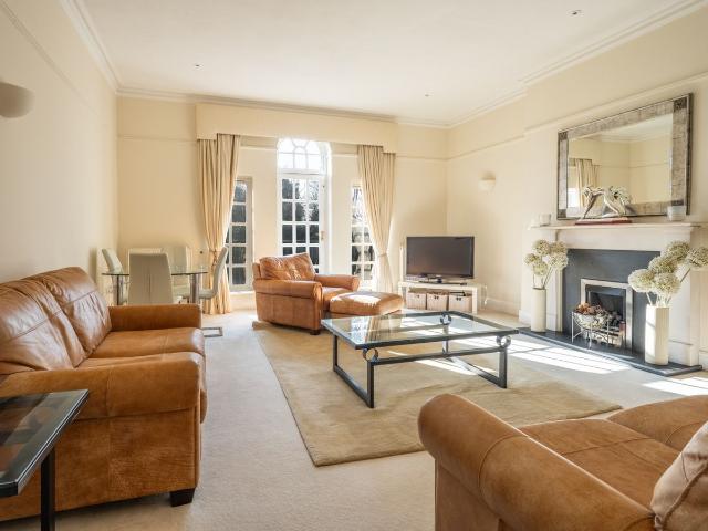 Jesmond Park West, Newcastle Upon Tyne, Tyne And Wear NE7, 2 bed flat to rent, £1,800 pcm | PrimeLocation