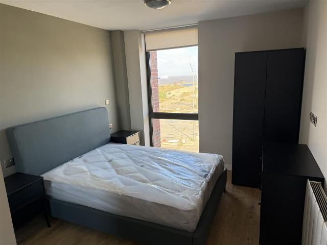 Jesse Hartley Way, Liverpool L3, 2 bed flat to rent, £1,150 pcm | PrimeLocation