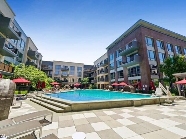 Jessica Ln Apt,union Twp, Condo For Sale