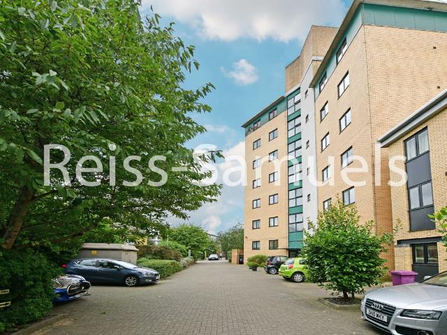 Jetty Court, Oldbellgate, Canary Wharf, Docklands, London E14, 2 bed flat to rent, £2,167 pcm | PrimeLocation