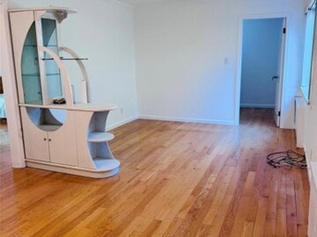 Jewel Ave Unit D, Flushing, Property For Sale