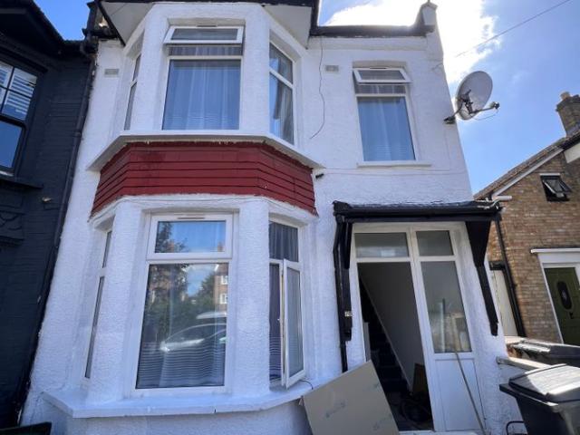 Jewel Road, Walthamstow E17, 4 bed end terrace house to rent, £2,650 pcm | PrimeLocation