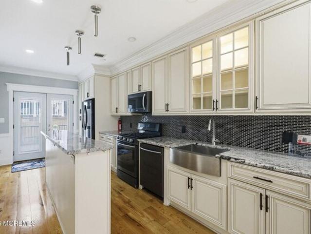 Jewett Ave, Jersey City, Home For Sale