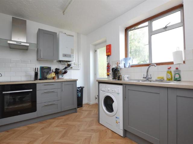 Jex Road, Norwich 3 bed house to rent £1,095 pcm £253 pw