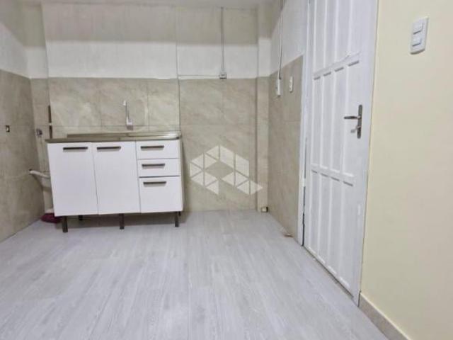 JK REFORMADO NA DR FLORES, PORTARIA 24H, ELEVADOR, FUNDOS