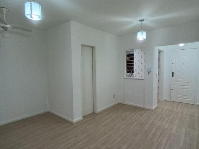 JK/Kitnet com 1 quarto e 29.84m² na Rua José Do Patrocínio Cidade Baixa, Porto Alegre
