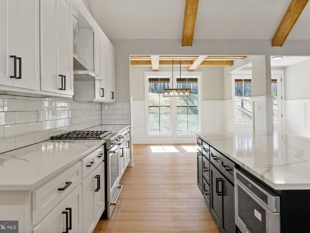 Jingle Bells Court # LOT 3