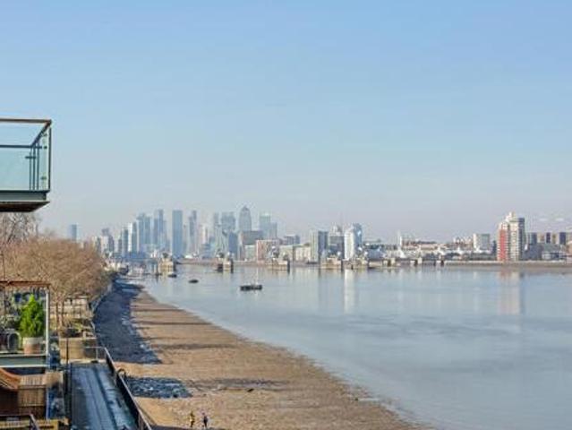 Jigger Mast House, Woolwich, 2 Bedroom Flat