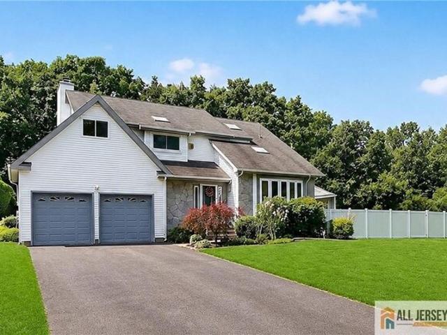 Jon St, Old Bridge, Home For Sale