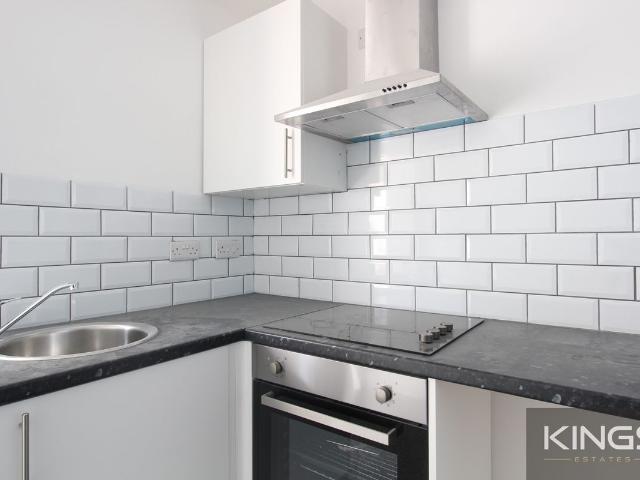 Jonas Nicholas Square, Southampton SO14, 1 bed flat to rent, £715 pcm | PrimeLocation