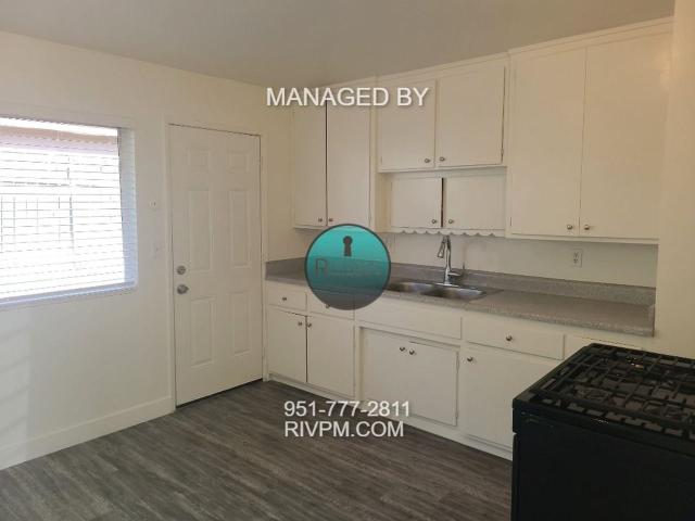 Jones 2 Bedroom Apartment for Rent at Jones Ave, Riverside, CA 92505 La Sierra