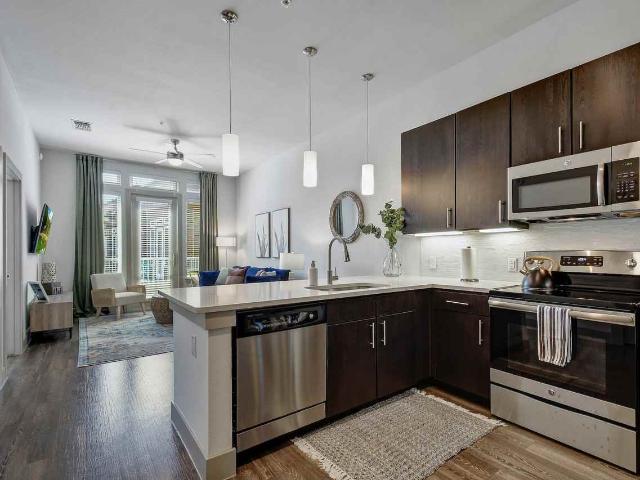 Jones and Rio 1 Bedroom Apartment for Rent at 111 W Jones Ave, San Antonio, TX 78215 Downtown San Antonio