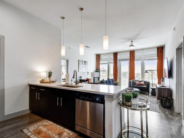 Jones and Rio 1 Bedroom Apartment for Rent at 111 W Jones Ave, San Antonio, TX 78215 Downtown San Antonio