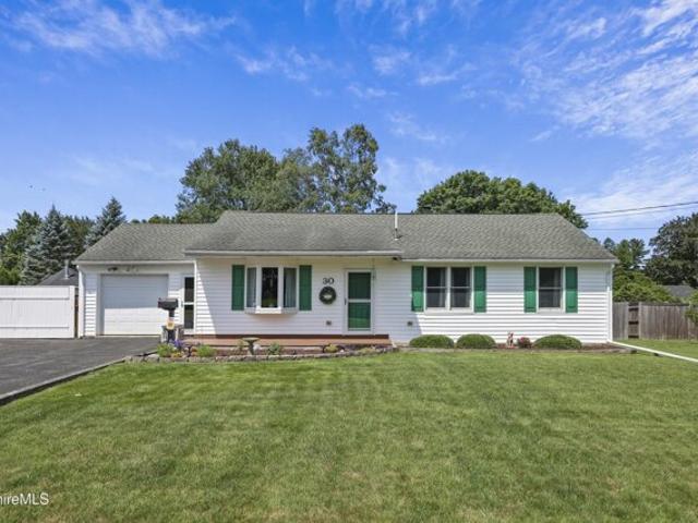 Joan Dr, Pittsfield, Home For Sale
