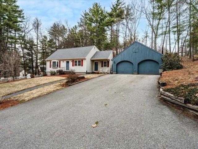 Joanne St, Merrimack, Home For Sale