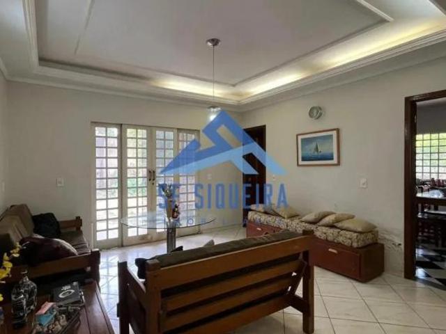 JOCKEY CLUBE, CASA 830 m², 4 SUÍTES
