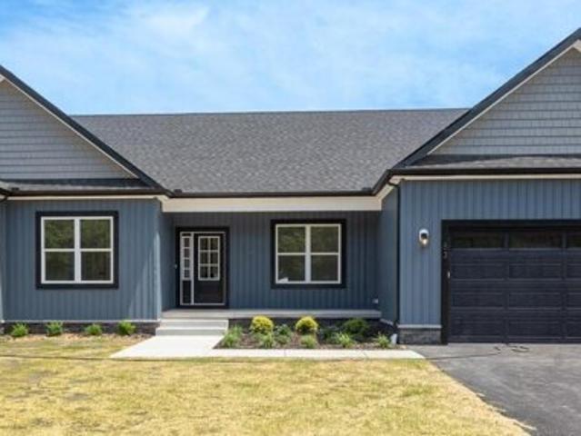 Jockey Ct, Berlin, Home For Sale
