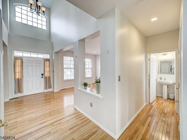 Jockey Ln, Raritan, Home For Sale