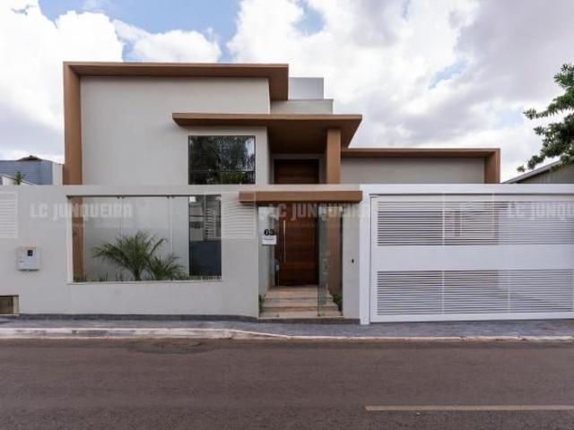 Jockey Vicente Pires | Escriturada e com Habite se | 3 Suítes | 405m²