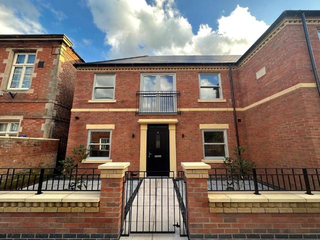 Joels Court, Nottingham, NG13 2 bed apartment to rent £1,195 pcm £276 pw
