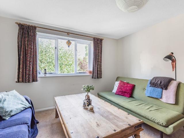 John Maurice Close, London SE17, 2 bed flat to rent, £2,200 pcm | PrimeLocation