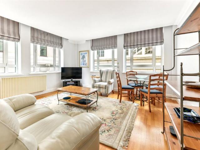 John Adam Street, Covent Garden, WC2N 2 bed apartment to rent £3,185 pcm £735 pw